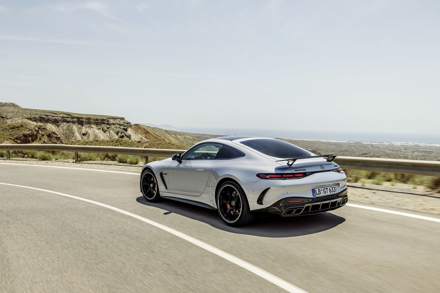 Mercedes-Benz AMG GT (C192) 63 V8 (585 Hp) 4MATIC+ AMG SPEEDSHIFT MCT 9G